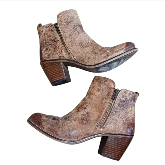Diba | Shoes | Diba Distressed Jalapeno Heeled Zip Boot | Poshmark